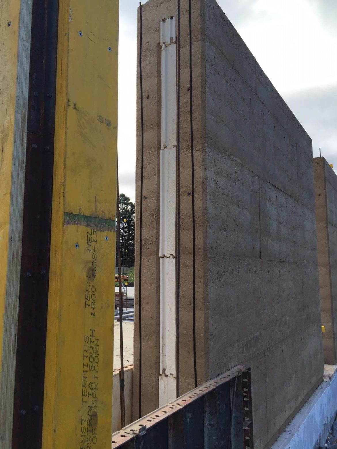 Terre damée (pisé) - Cours BTP